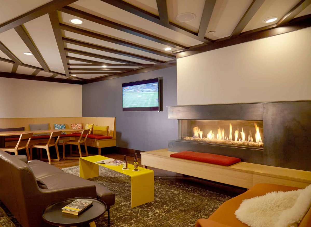 Creating the Perfect Seating Area Around Your Fireplace